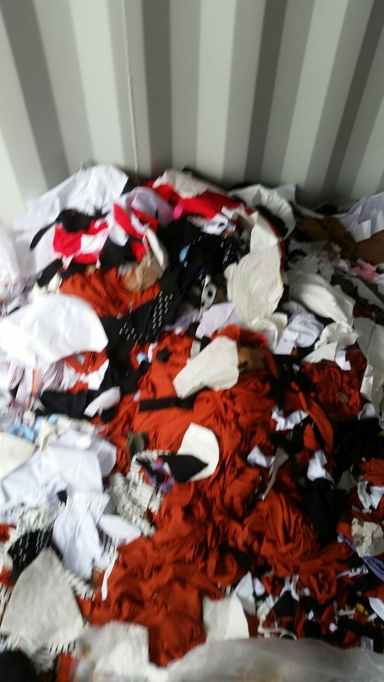 20kg Kilo Mixed Material Off Cuts Scrap Fabric Rag Rugs upcycal ...