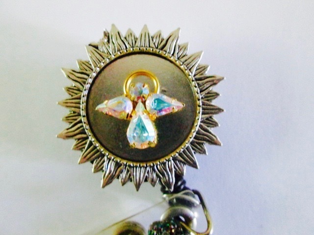 ID BADGE RETRACT REEL MAGNET OR CLIP ANGEL MEDICAL,PEDIATRIC,NURSE ...