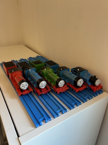 Tomy Trackmaster Thomas, Edward, Henry, Gordon And James Trains 2009 ...