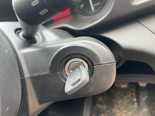 IVECO DAILY 6TH GEN, 01/15- IGNITION SWITCH BARREL AND KEY Diesel ...