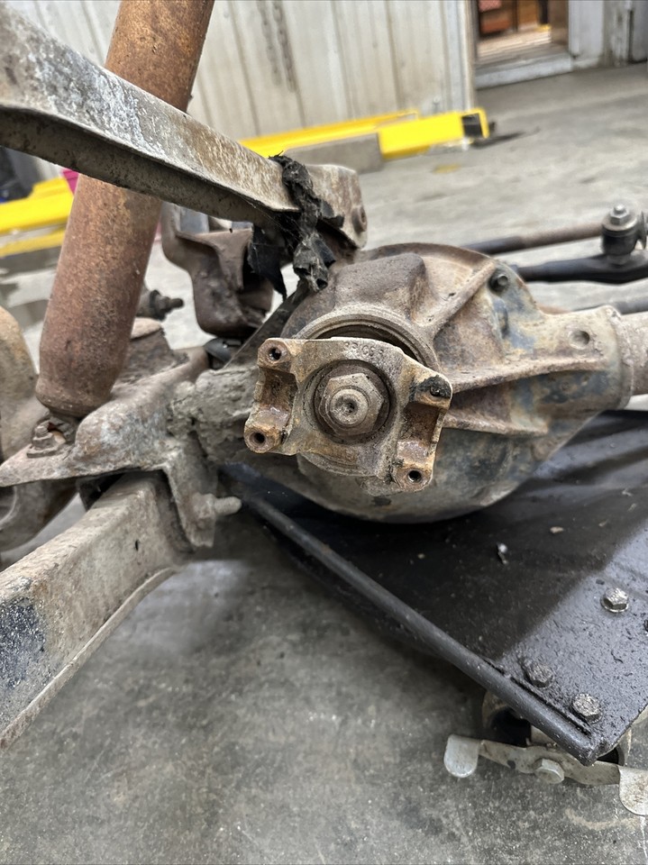 1984-1996 Jeep Cherokee XJ Front Axle Assembly OEM | eBay