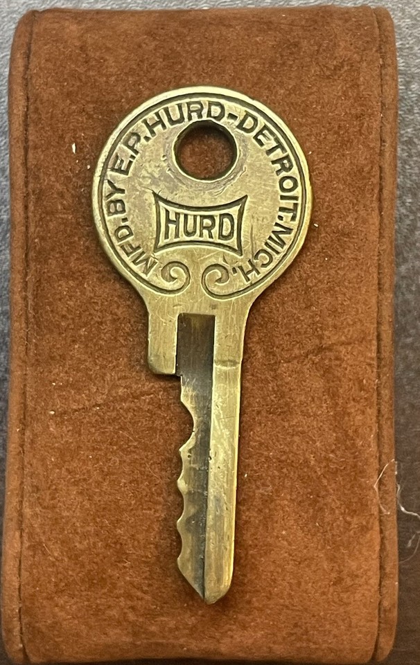 Vintage E.P. Hurd Padlock Side Door w/ Original Key, Heavy Duty ...