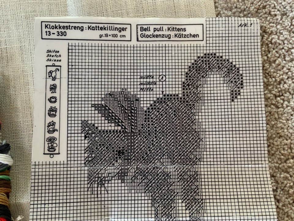 Eva Rosenstand KITTENS Bell Pull Cross Stitch Cats Linen Thread Chart ...