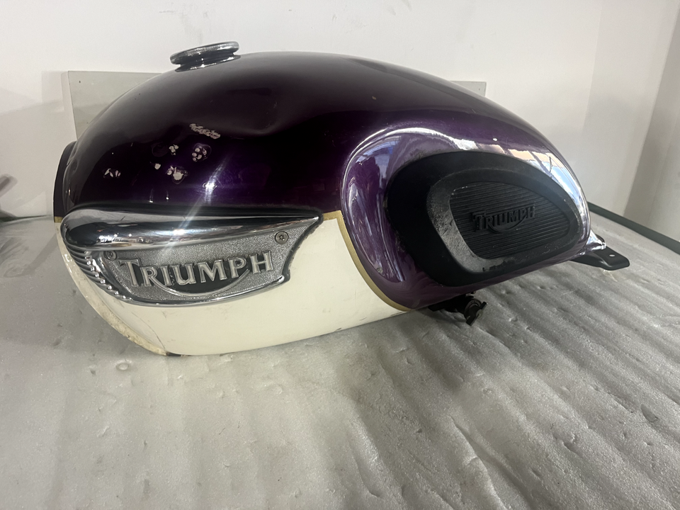 505092 Triumph Bonneville T100 Gas Tank | eBay