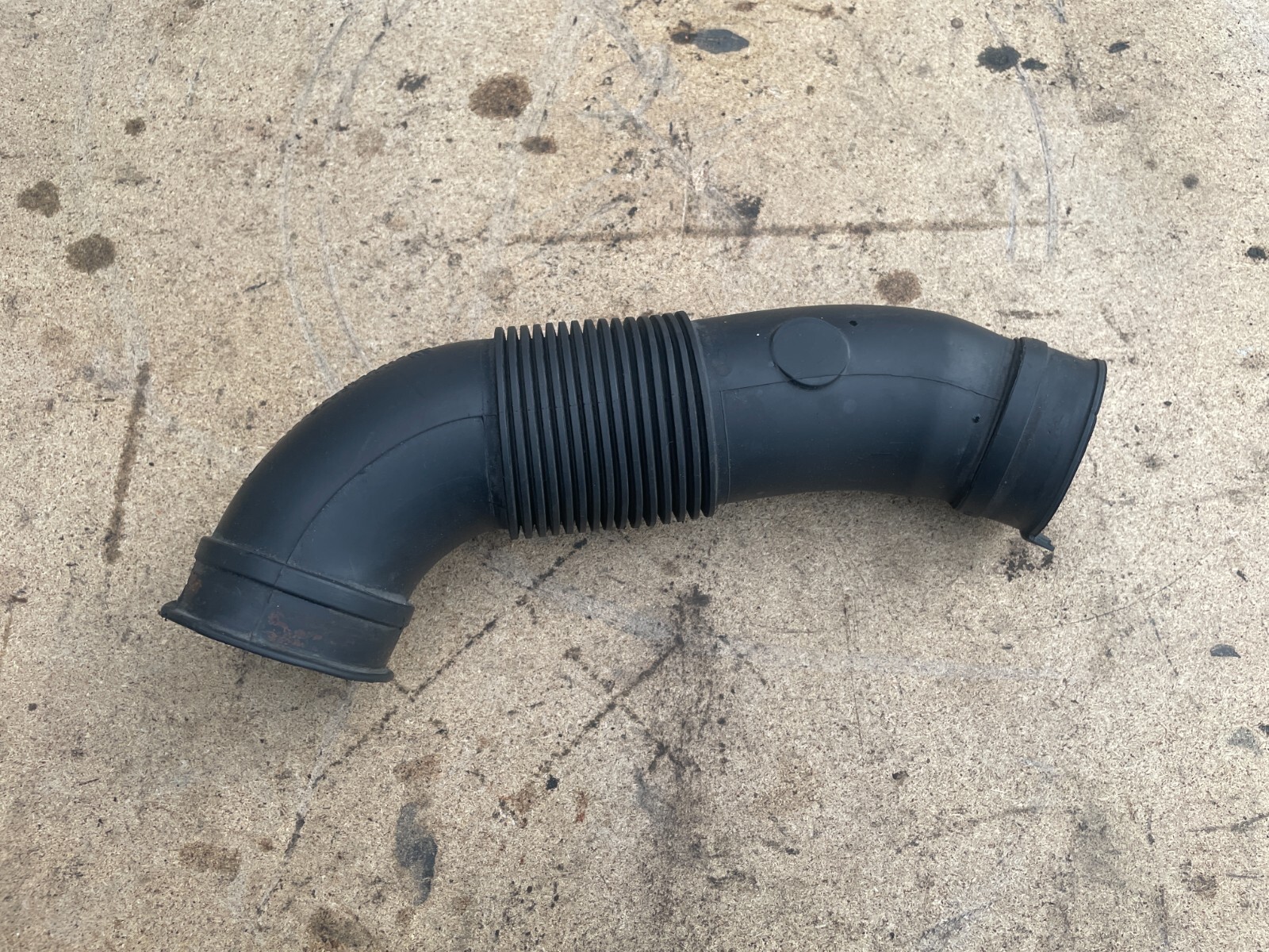 Vauxhall Corsa D Air Intake Pipe 1.2 / 1.4 Petrol A12XER A14XER ...