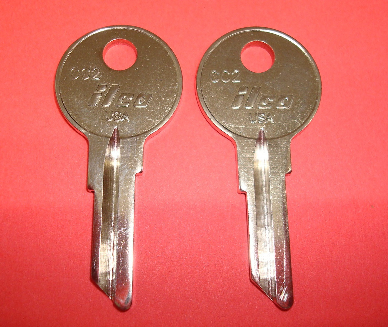 🔑 LOT OF 2 Original Ilco CC2 Club Cart or Golf Cart Key Blank #CC2 (2 ...