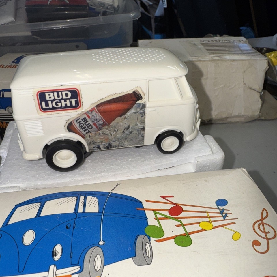 Vintage Tamco 1970s rare BUD LIGHT SOUNDWAGON VW Bus Record Player w ...
