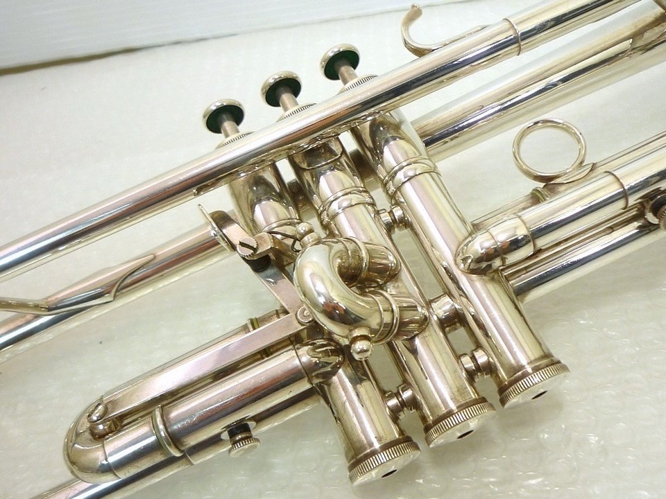 Rare D. Calicchio Trumpet 1S ML w/ Case First Trigger One Owner LA USA ...
