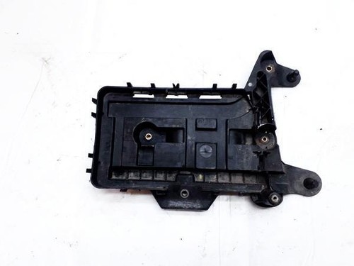 1k0915333b 1k0 915 333 b Battery Boxes - Trays for Volkswagen Gol ...
