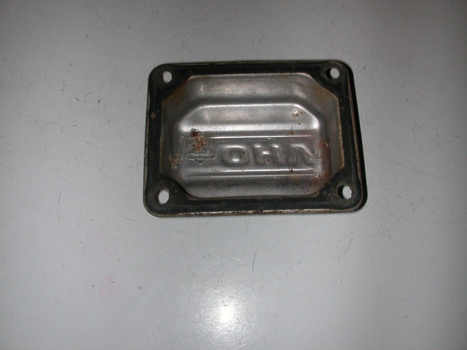 Briggs and Stratton Valve Cover, used, old gasket still intact. | eBay