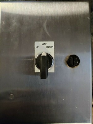 SAGINAW CONTROLS CUSTOM UP AND DOWN BOX/CONTROL 24DC SCE-8066ELJSS | eBay