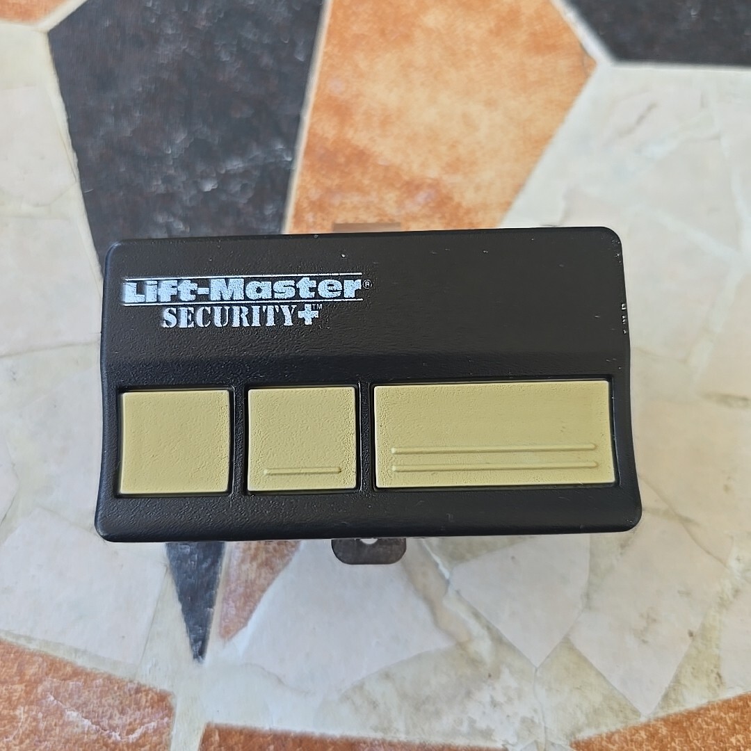 (1)OEM Liftmaster Chamberlain Sears 973LM Garage Door Opener Remote ...