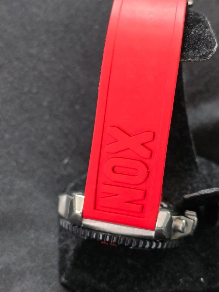 Super Super Excellent Condition Luminox Chronograph 3180 QZ Red Dial ...