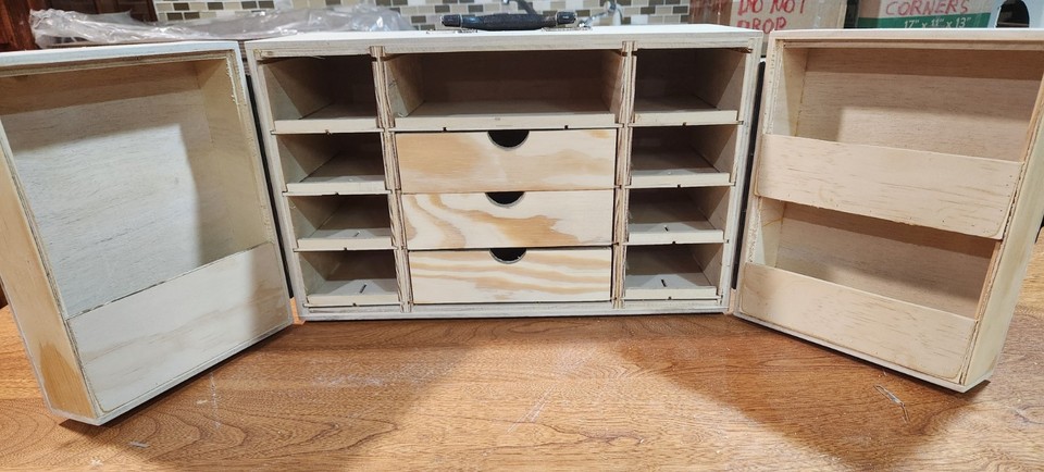 Slot Car Pit Box 1/24 , 1/32 Holds up to 10 cars 8"long | eBay