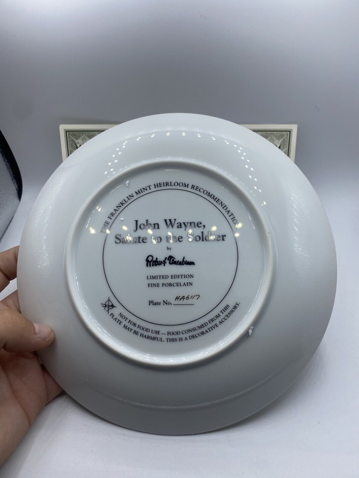 The Franklin Mint Collectors Plates John Wayne Series 8” - Salute To ...