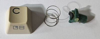 Commodore 128 (not D version) replacement 'C' keycap w/plunger and ...