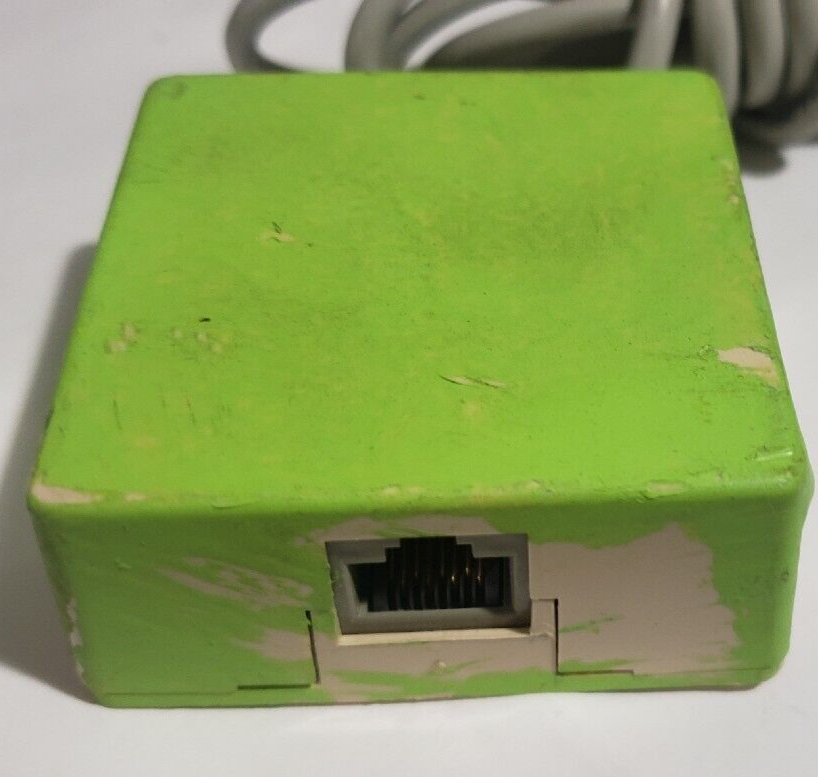 Suttle 625A28K-2-52 Ivory Simplex 8 Pin RJ48X Ethernet RJ45 Baseboard ...