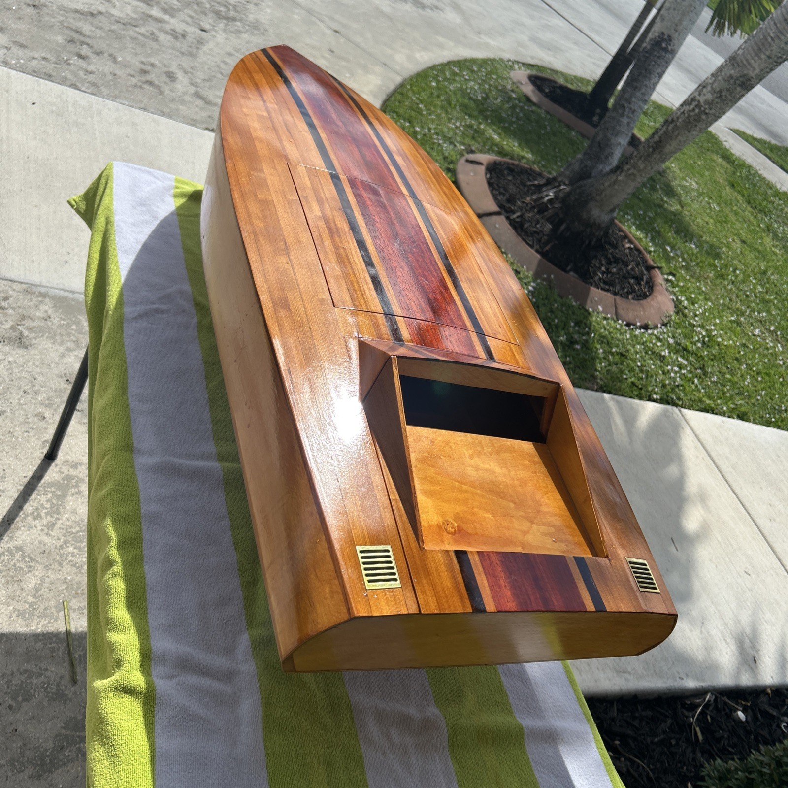 CUSTOM BUILT RC CRACKERBOX BY IVAN BOURIER | eBay