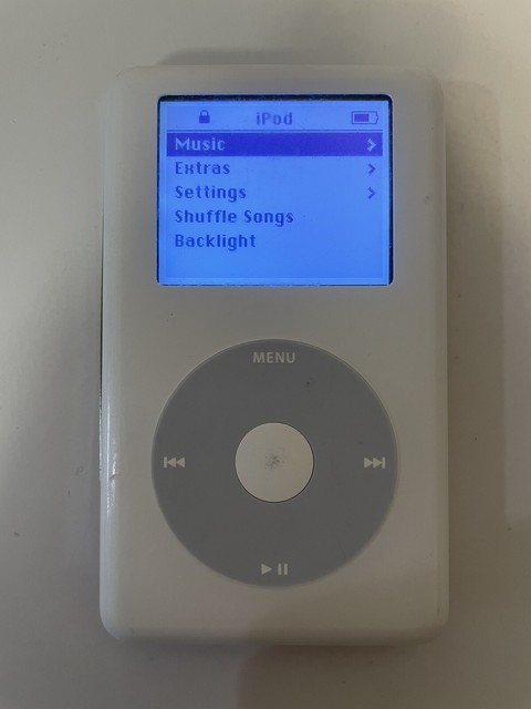 40％割引【即納！最大半額！】 【激レア】2004年 第4世代 iPod Classic 20GB ポータブルプレーヤー オーディオ機器 ...