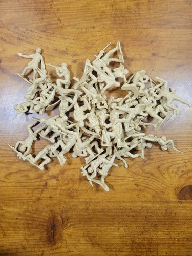 41 Vintage Pcs. Beige Army Toy Soldier Figures, Various Poses Unbranded ...
