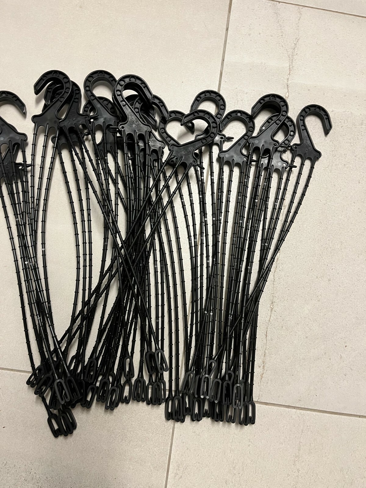430 mm Plastic Pot Hanger or Hanging Basket Hanger Black 20 - 3 Prong ...