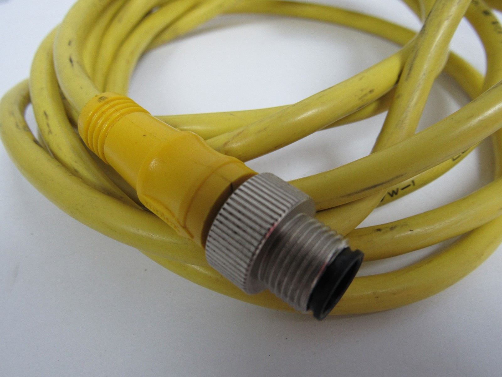 MOLEX 4-PIN 9 PIN SERIAL E164571 AWM 2517 300V VW-1 LL106336 CSA i/ii B ...