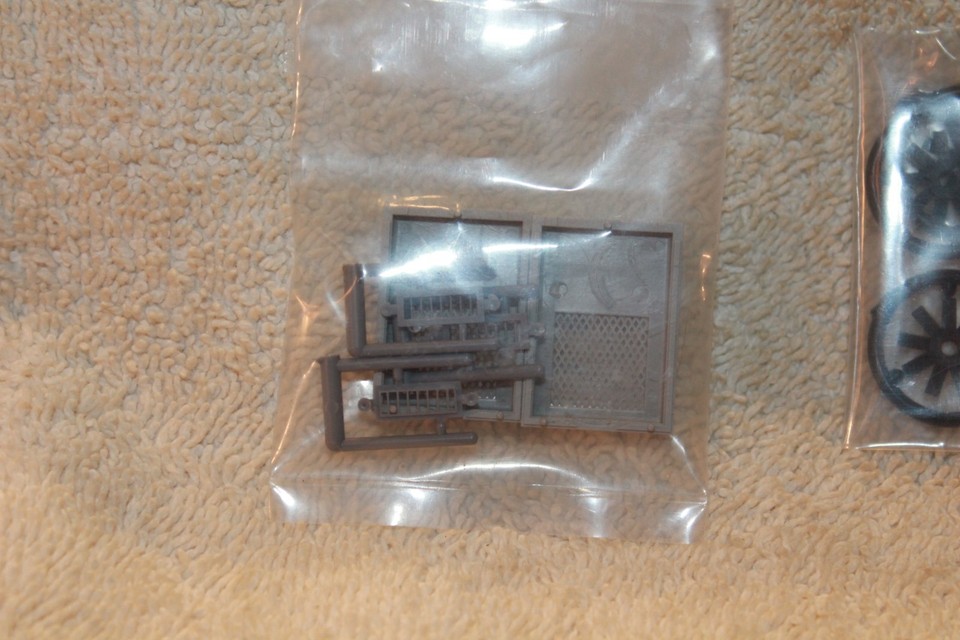 ** Rail Power Products ** 2-GP60 Locomotive Project Shells w/ Fan Kits ...