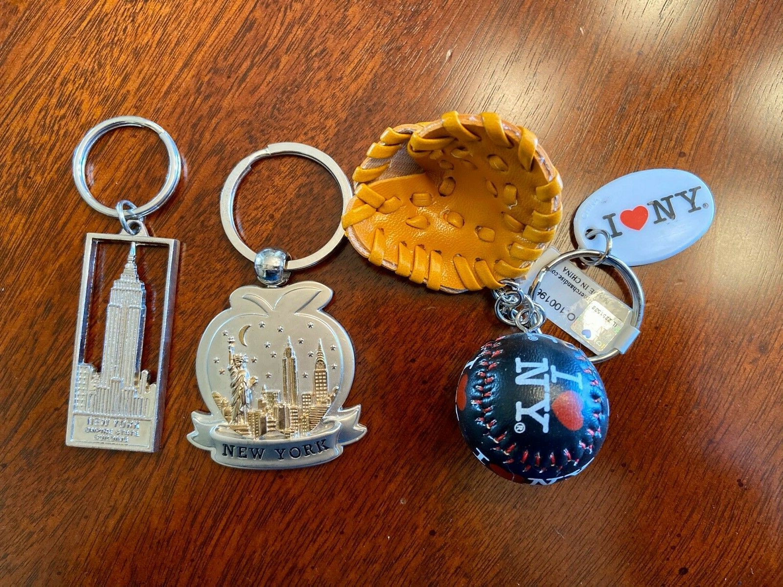 Lot of 3 New York City Key Rings Empire State Building, NYC Skyline ...