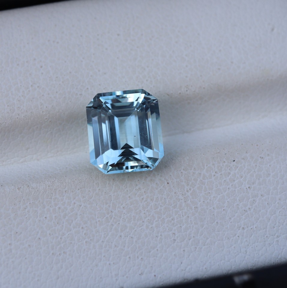 2.55 Cts 8.4x7.5x5.6 MM Natural Light Blue Aquamarine Octagon Cut ...