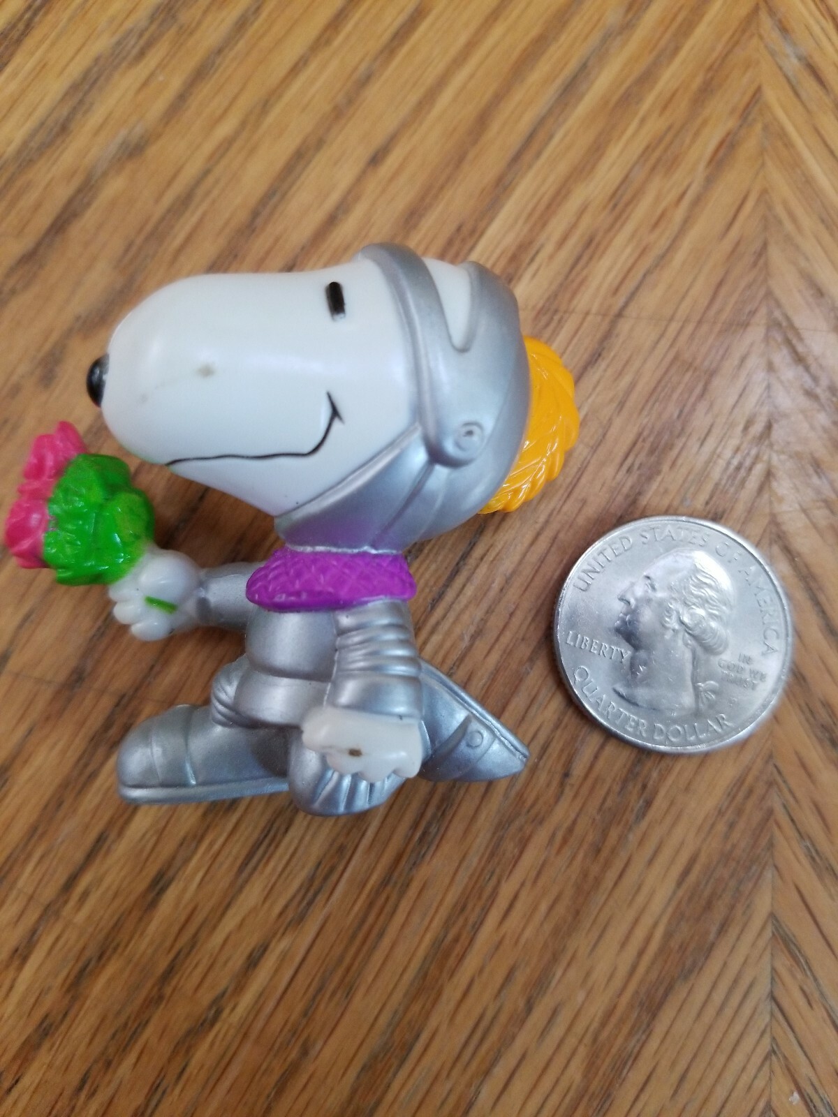 VINTAGE 90's Snoopy PVC Figure Whitman's Peanuts Knight in Shining ...