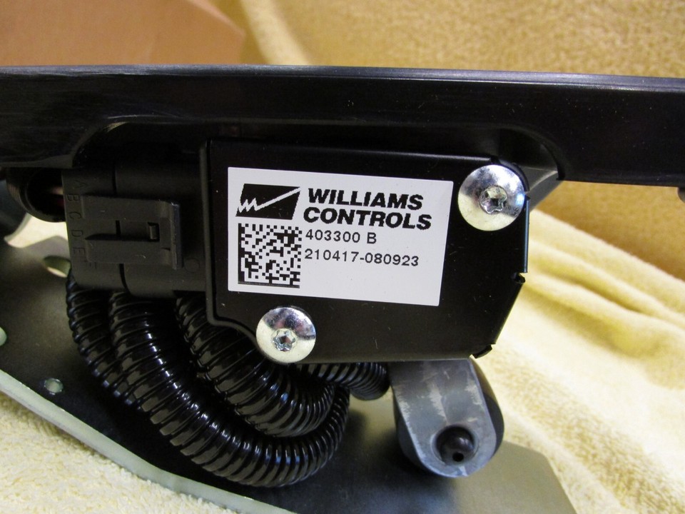 Williams Controls WM-526-350826, Electronic Throttle Pedal ASSY, 3wires ...