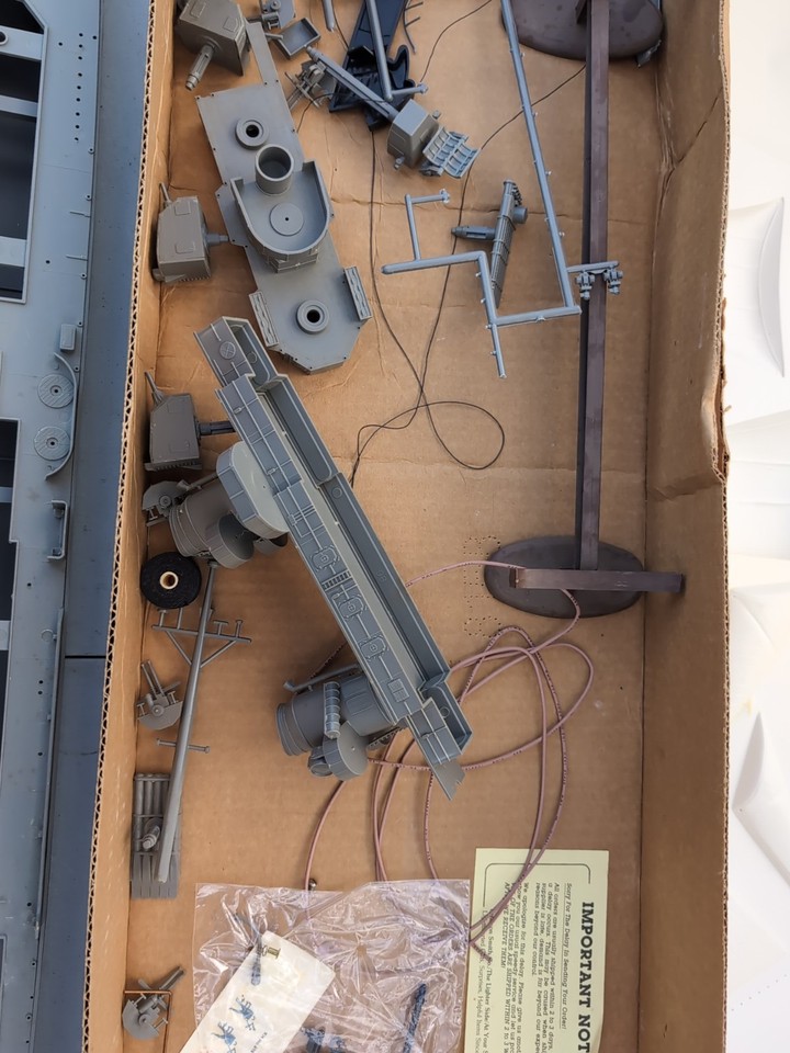 Vintage Lindberg Fletcher Class Blue Devil Destroyer Ship Model Kit. | eBay