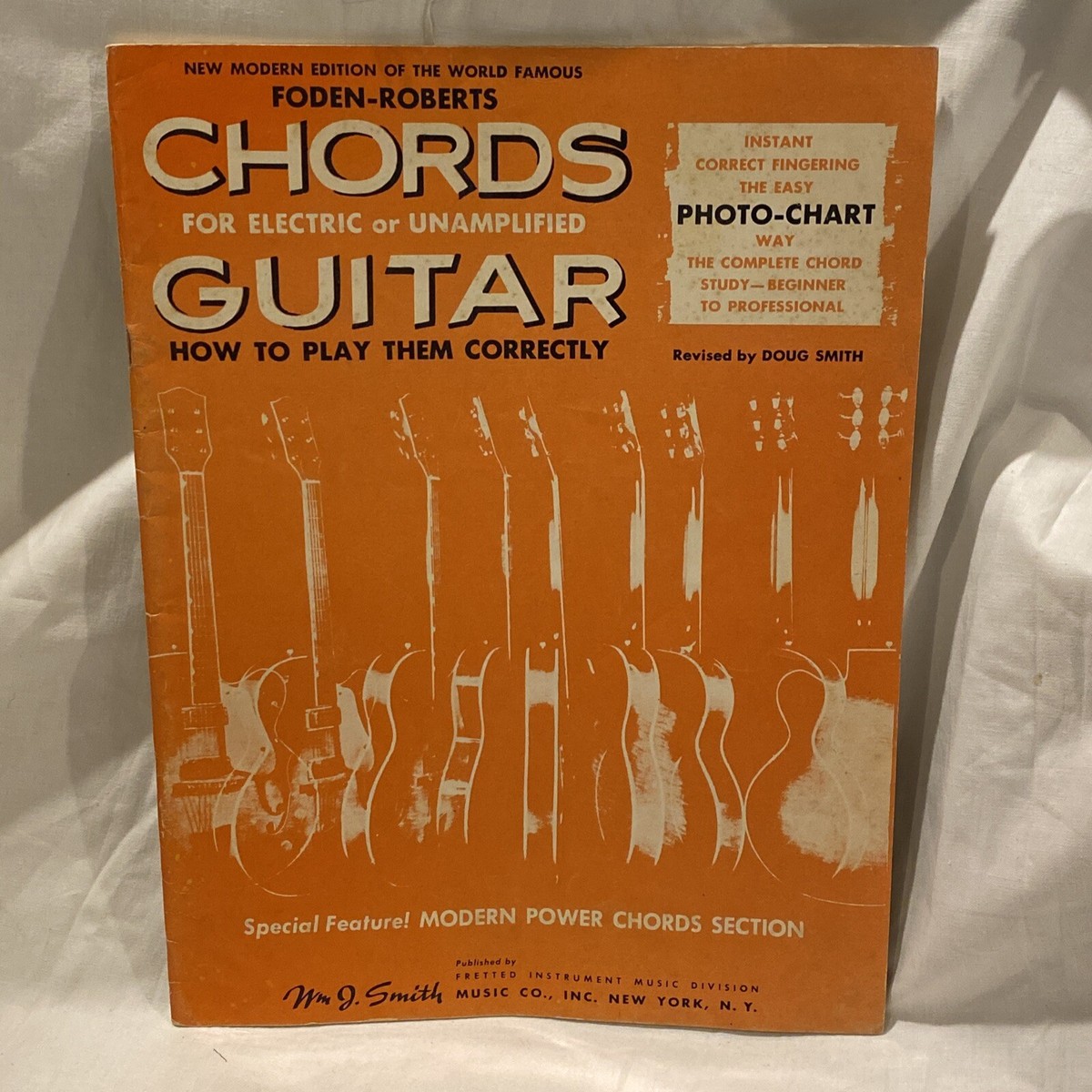Complete Chords Of Guitar Chords: How To Progress From Beginner To