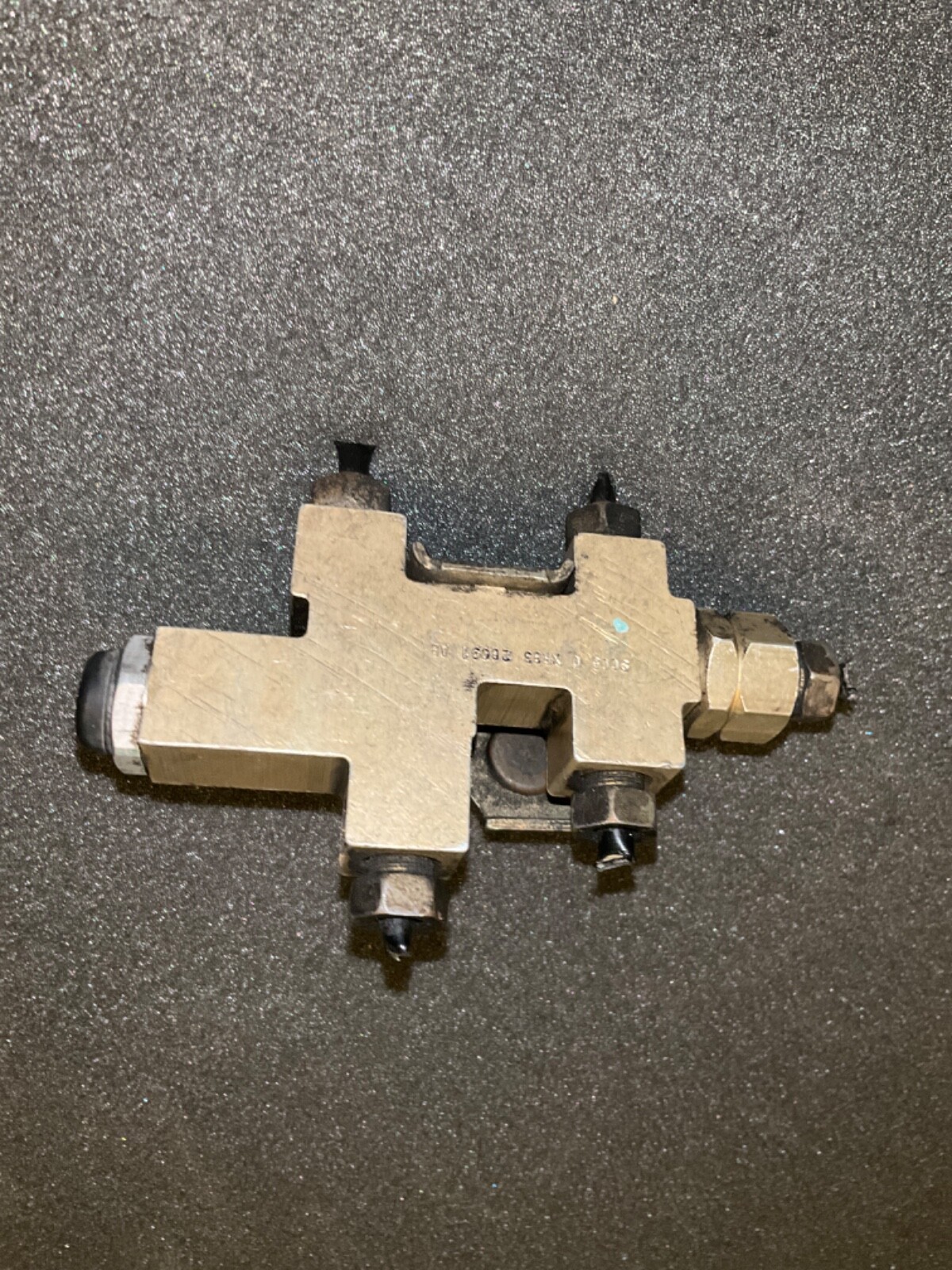 OEM 1996-2004 Ford Mustang Non ABS Brake Proportioning Valve 5 Lines | eBay