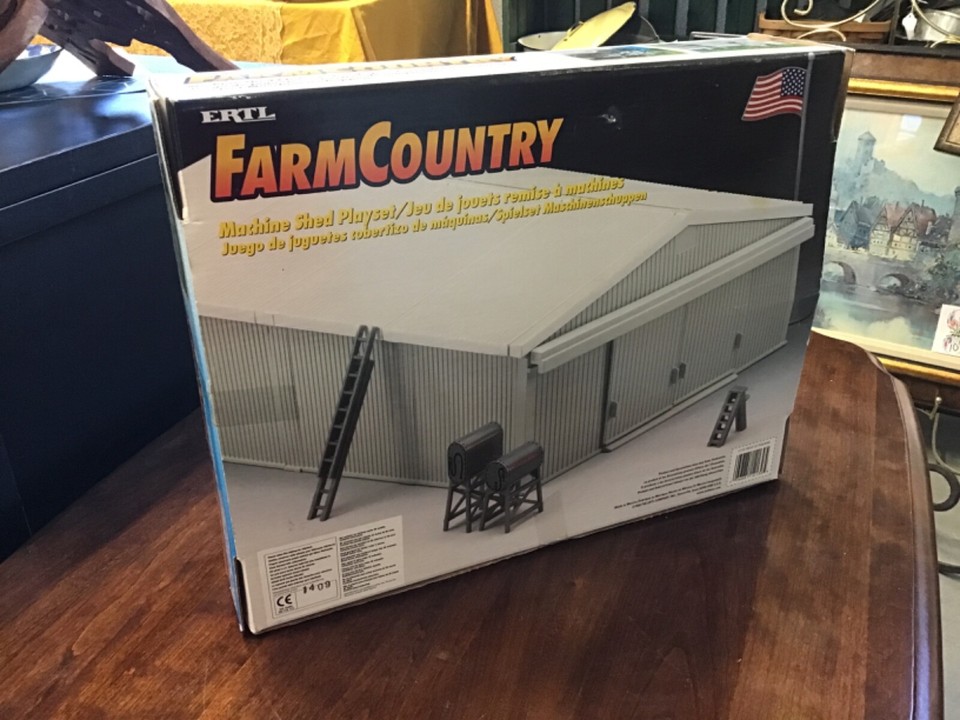Ertl Farm Country Machine Shed 12130 | eBay
