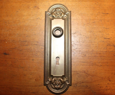 Antique Yale & Towne 862S Brass Plate over Wrought Steel Keyhole ...