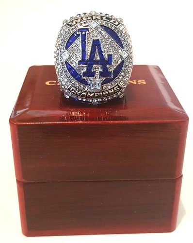 LA DODGERS - SEAGER MLB Championship ring 2020 WITH box | eBay