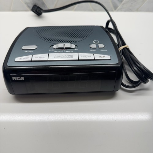 Rca Alarm Clock Multi Function Dual Wake Am Fm Radio Plug In RP5400A ...