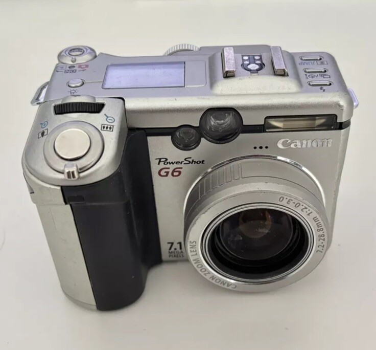 Canon PowerShot G6 7.1MP Digital Camera - Silver Color with Battery and ...