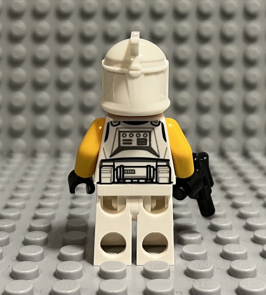 Lego Star Wars Phase 1 Yellow Clone Trooper Commander 40558 | eBay