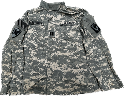 US Army UCP ACU Jacket Shirt M 6 Patches Captain Maverick 21st Cavalry ...