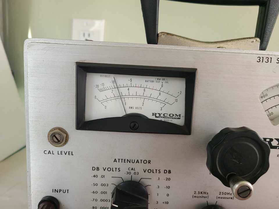 Rycom Instruments 3131 Selective Level Meter, Powers Up, AS IS UNTESTED ...