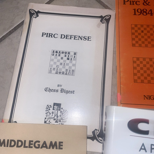 Lot of 9 Chess Books PIRC Defense, Middlegame lab, Caro Kann Defense ...