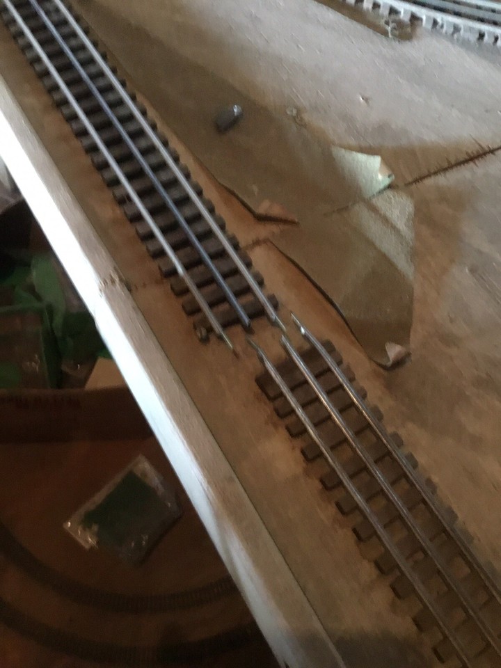 Vintage 0 Gauge Train Layout Diorama With Buildings and Track 4 foot by ...