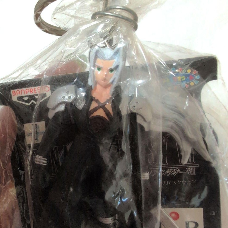 FFVII Sephiroth Figure Keychain Banpresto | eBay