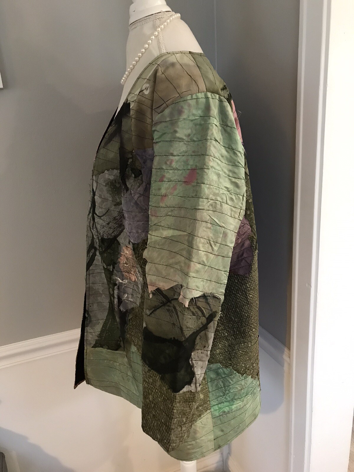 Sara Palacios Los Angeles Designs Applique Art To Wea… - Gem