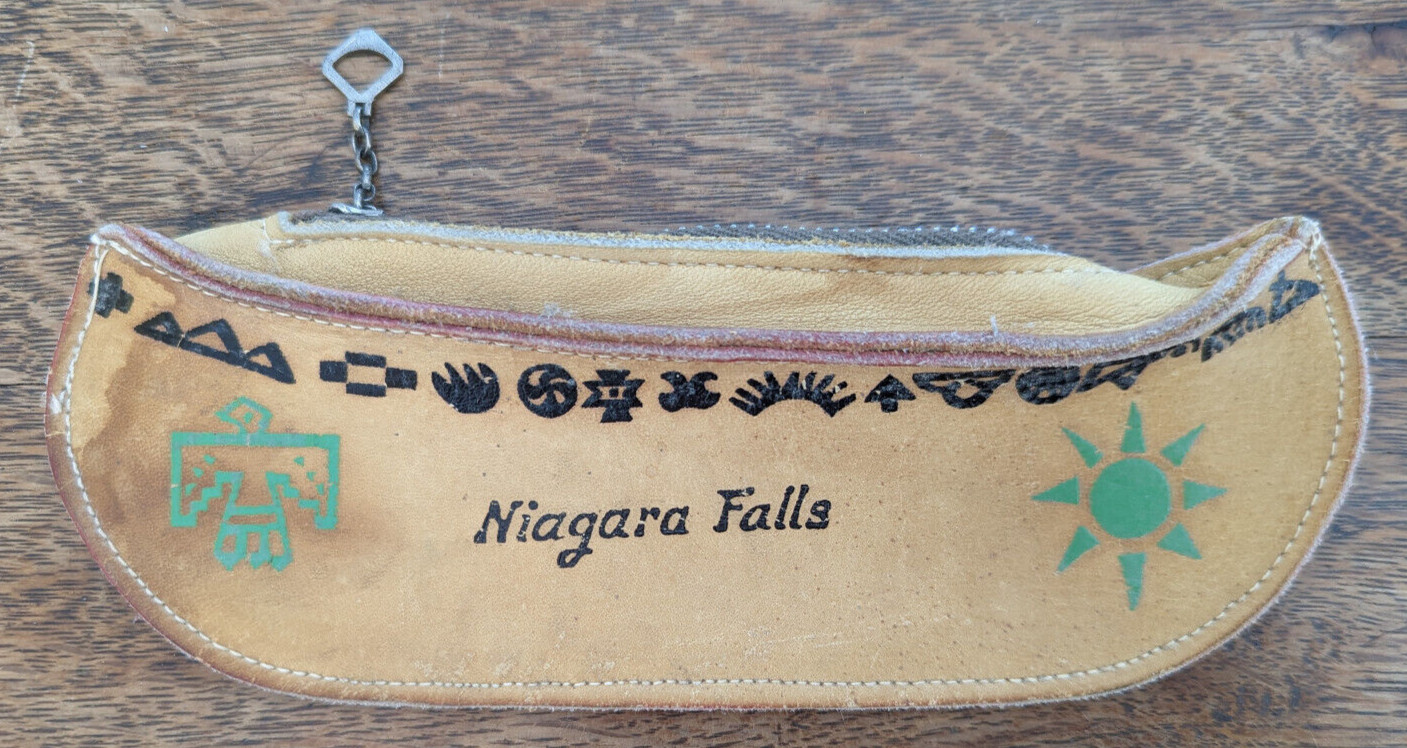 LEATHER CANOE Vintage Niagara Falls souvenir Coin Tr… - Gem