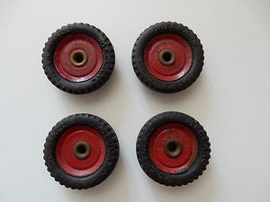 VINTAGE PLAYWORN MECCANO SOLID RUBBER TYRES 35 MM DIAMETER X 4 | eBay