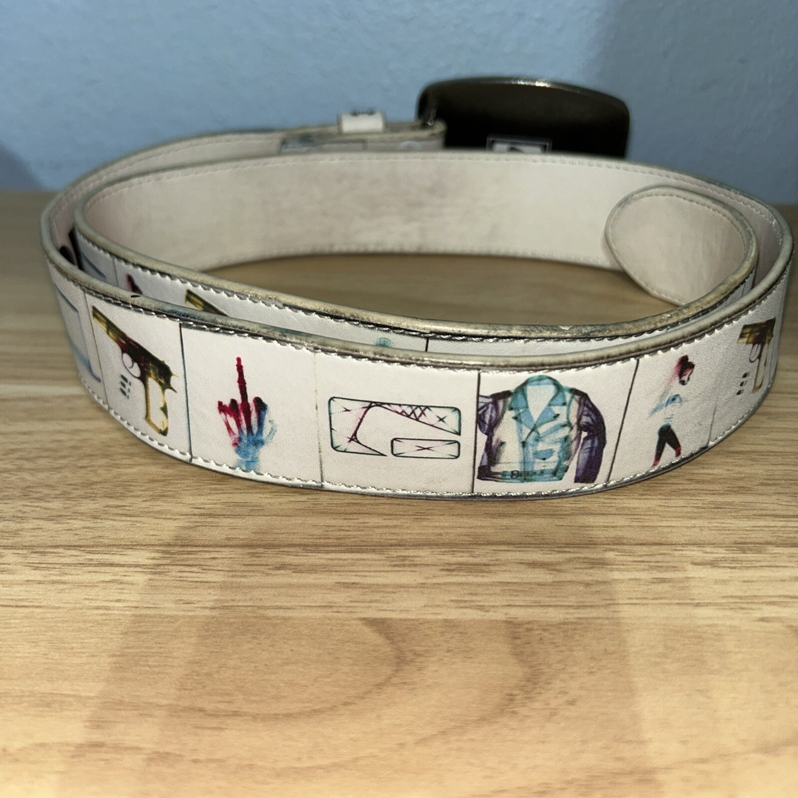 y2k 90's vintage Globe Belt Middle Finger Buckle Size… - Gem