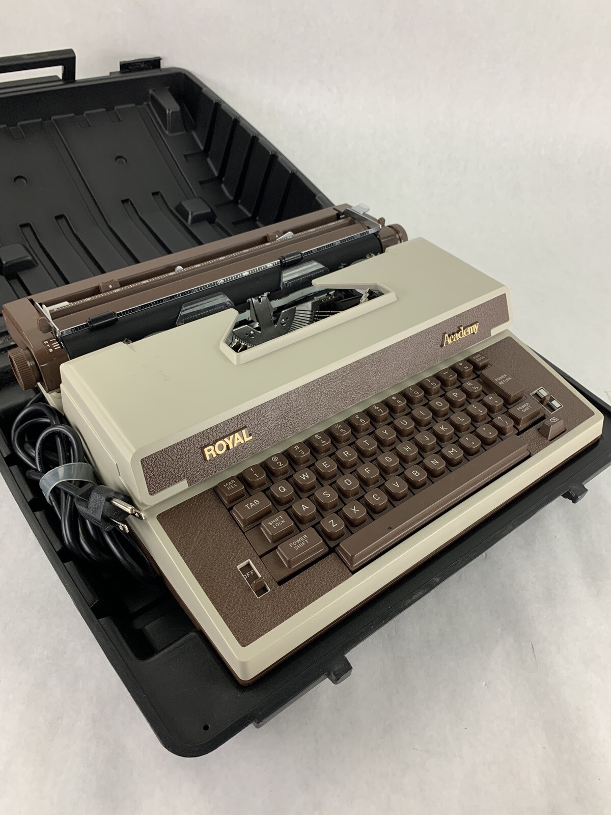 Vintage Royal Business Machines Academy Typewriter in Case Tested | eBay